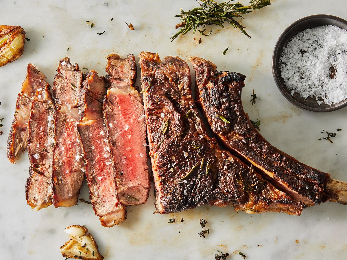 Top 3 Canton MI Steakhouses: Sizzling Flavors Await!