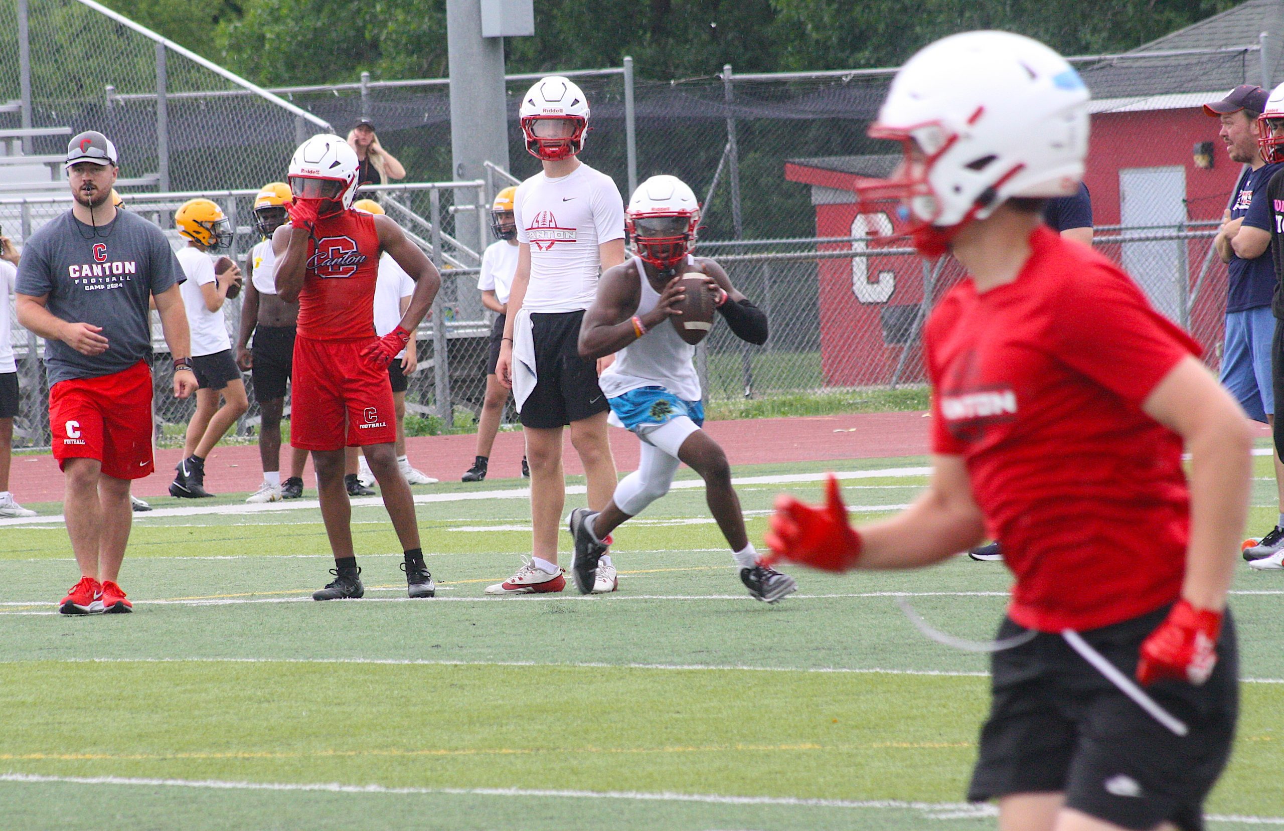 7v7 HEAVEN: Padless sport gives coaches chance to evaluate