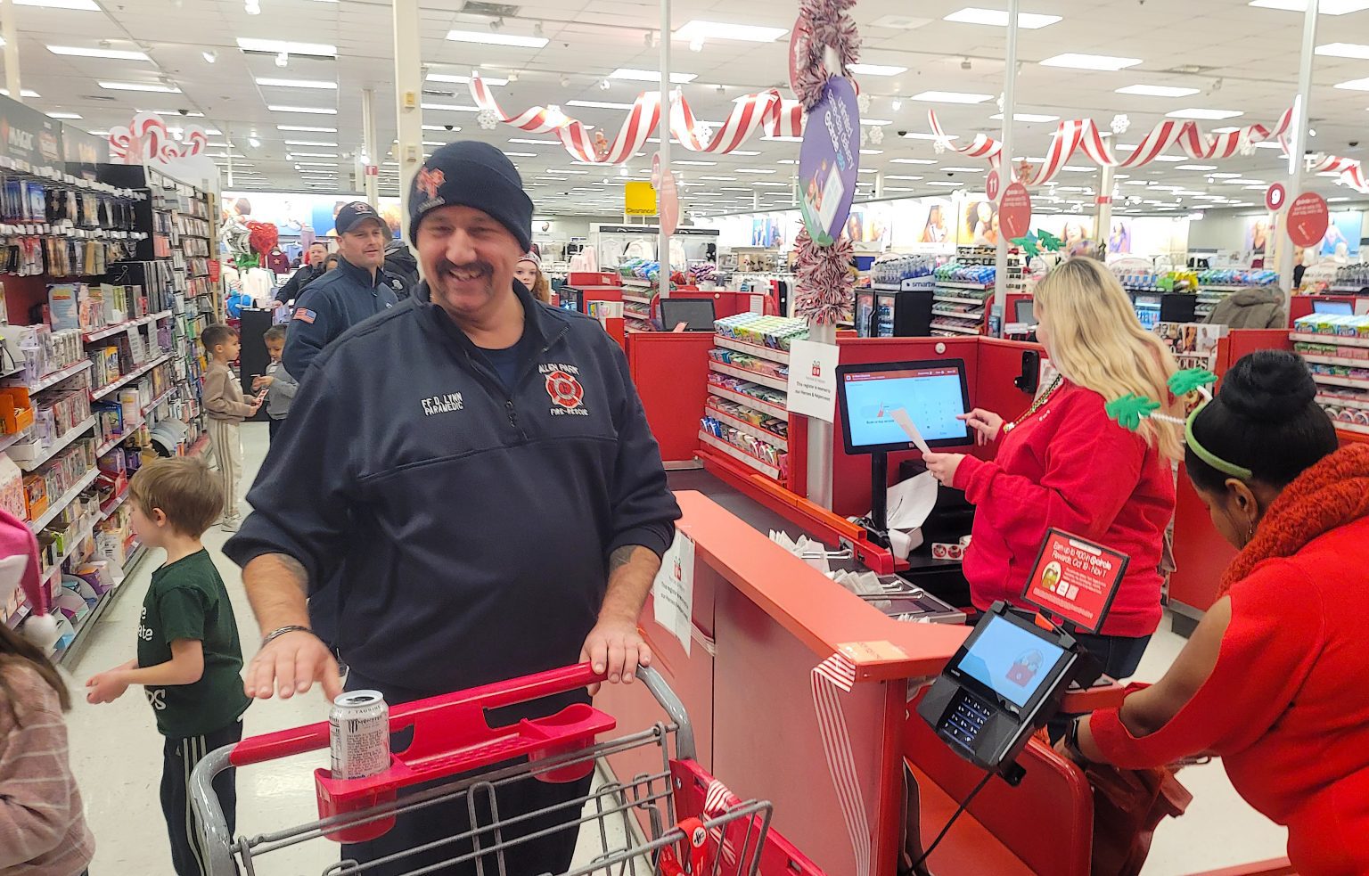 Allen Park Target hosts heart-warming Heroes & Helpers event